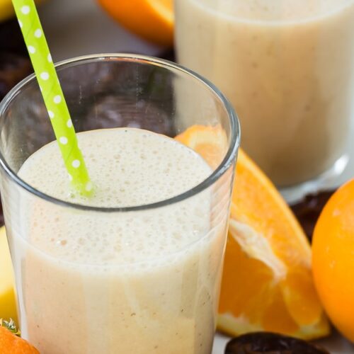 Banana Date Shake - Weelicious