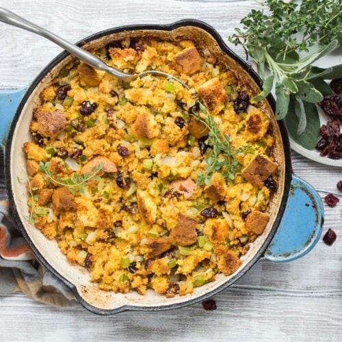 Cornbread Cranberry Stuffing - Weelicious
