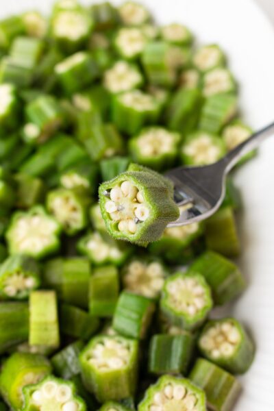 Steamed Okra - Weelicious